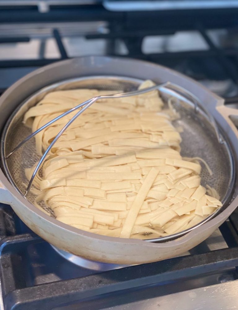 One Pan Meal – Pasta Marinara – Just Posted