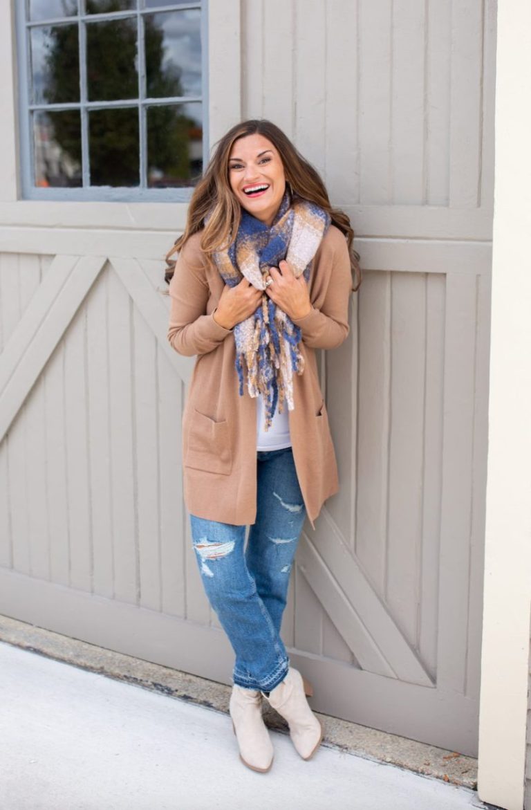 5 Ways to Style a Tan Cardigan – Just Posted